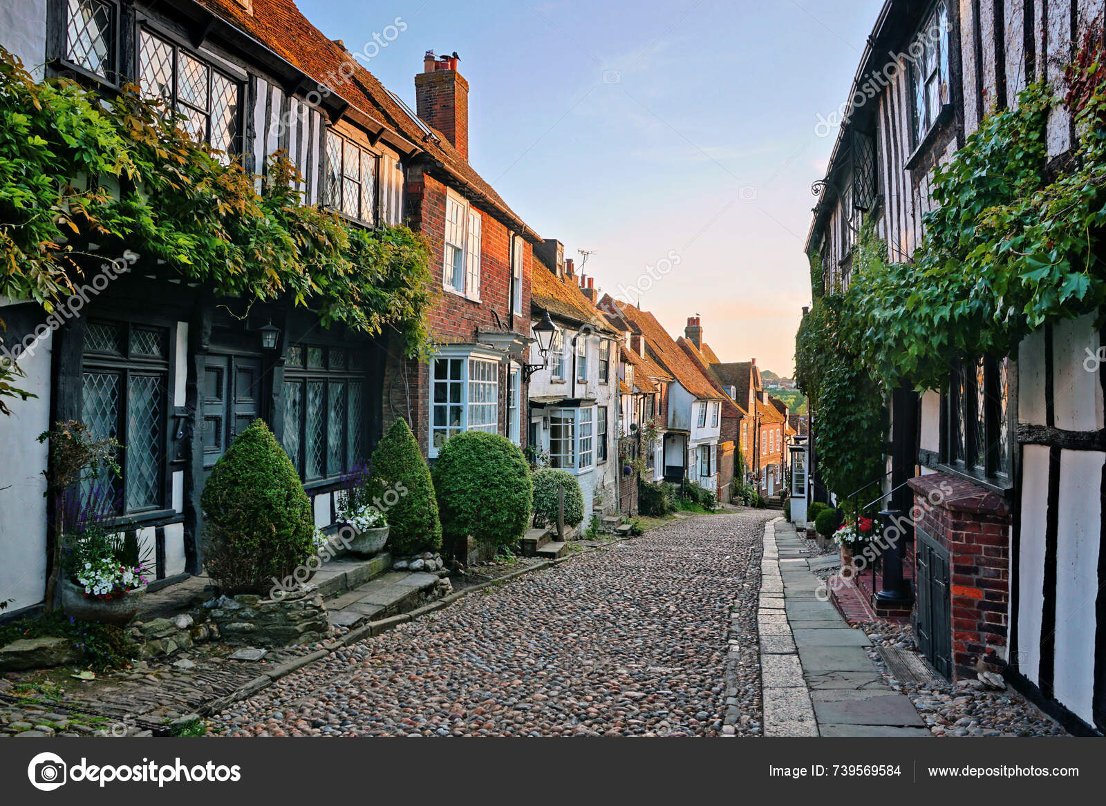 Beautiful Cobblestone Lane Dusk Medieval Half Timbered Buildings Rye ...