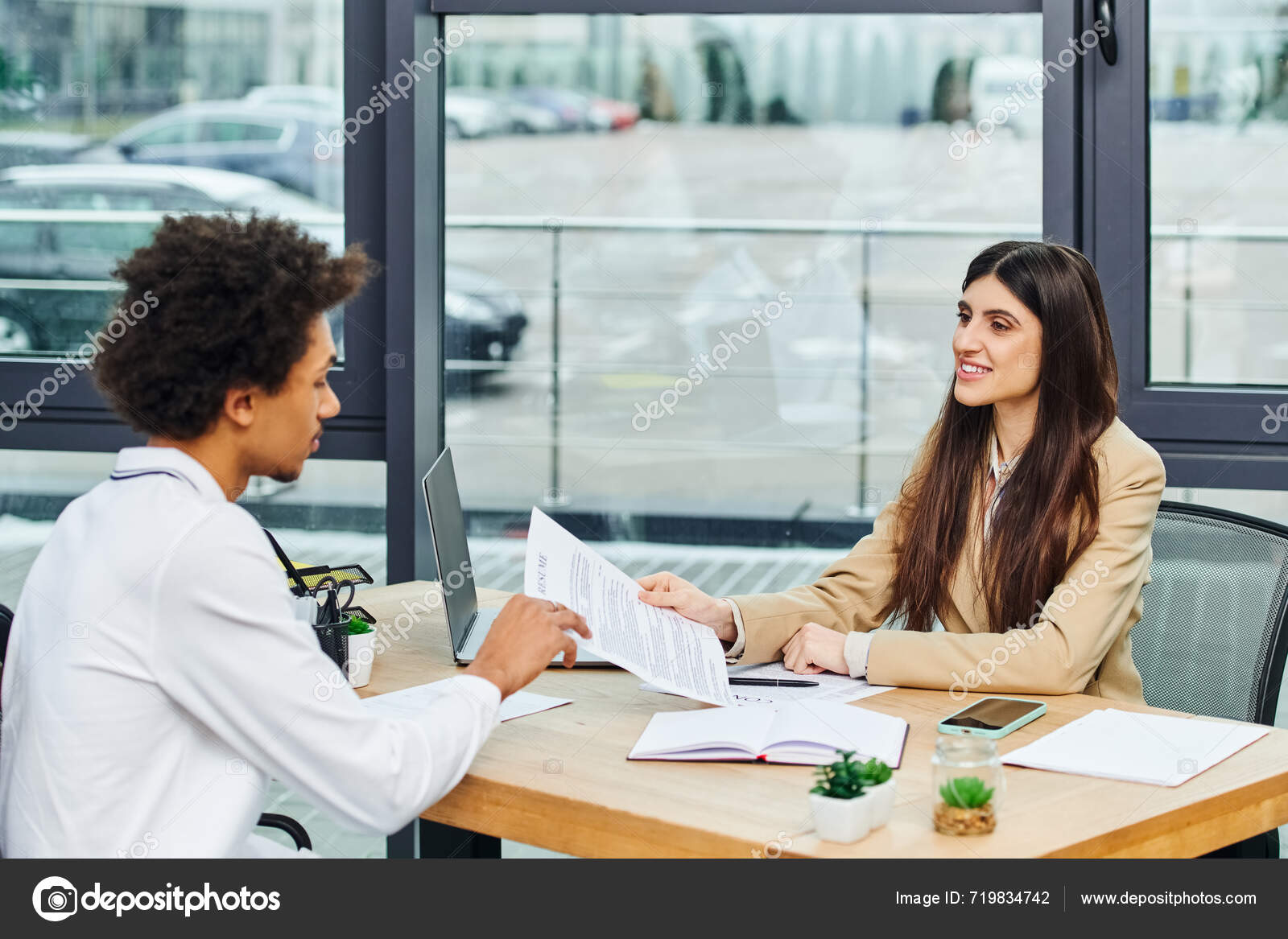 Two People Engrossed Conversation Table Job Interview — Stock Photo ...