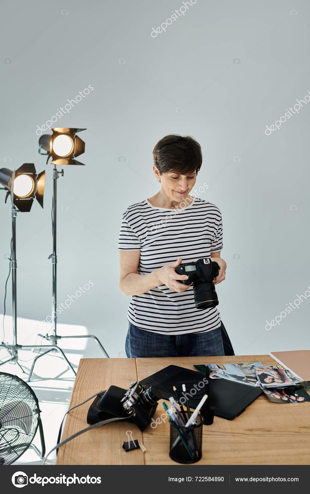 Woman Adjusting Settings Camera Professional Photoshoot — Stock Photo ...