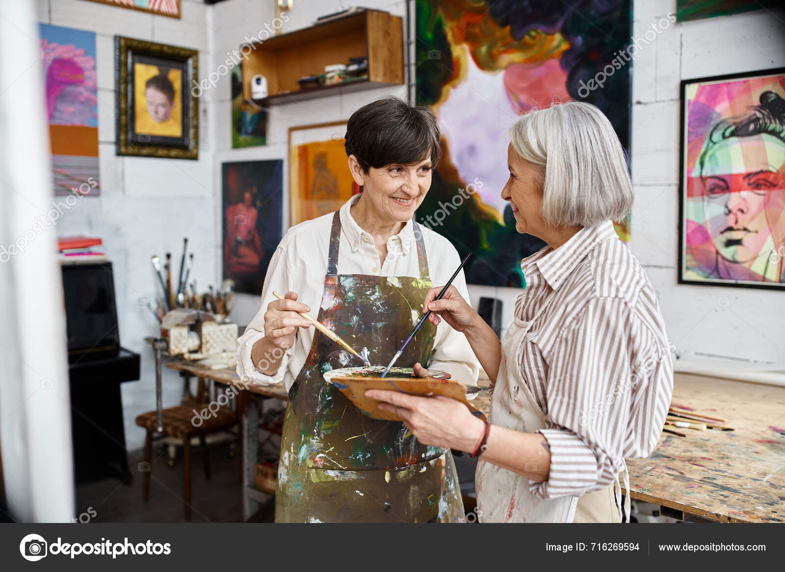 Two Older Women Create Art Cozy Studio — Stock Photo © AllaSerebrina ...