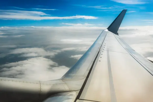 Airplane wing Stock Photos, Royalty Free Airplane wing Images | Depositphotos