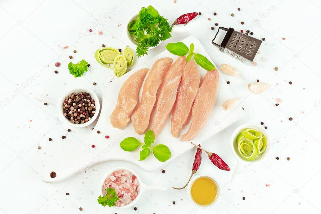 Filetes de pechuga de pollo.Close up. Carne cruda de pollo. Filete de ...