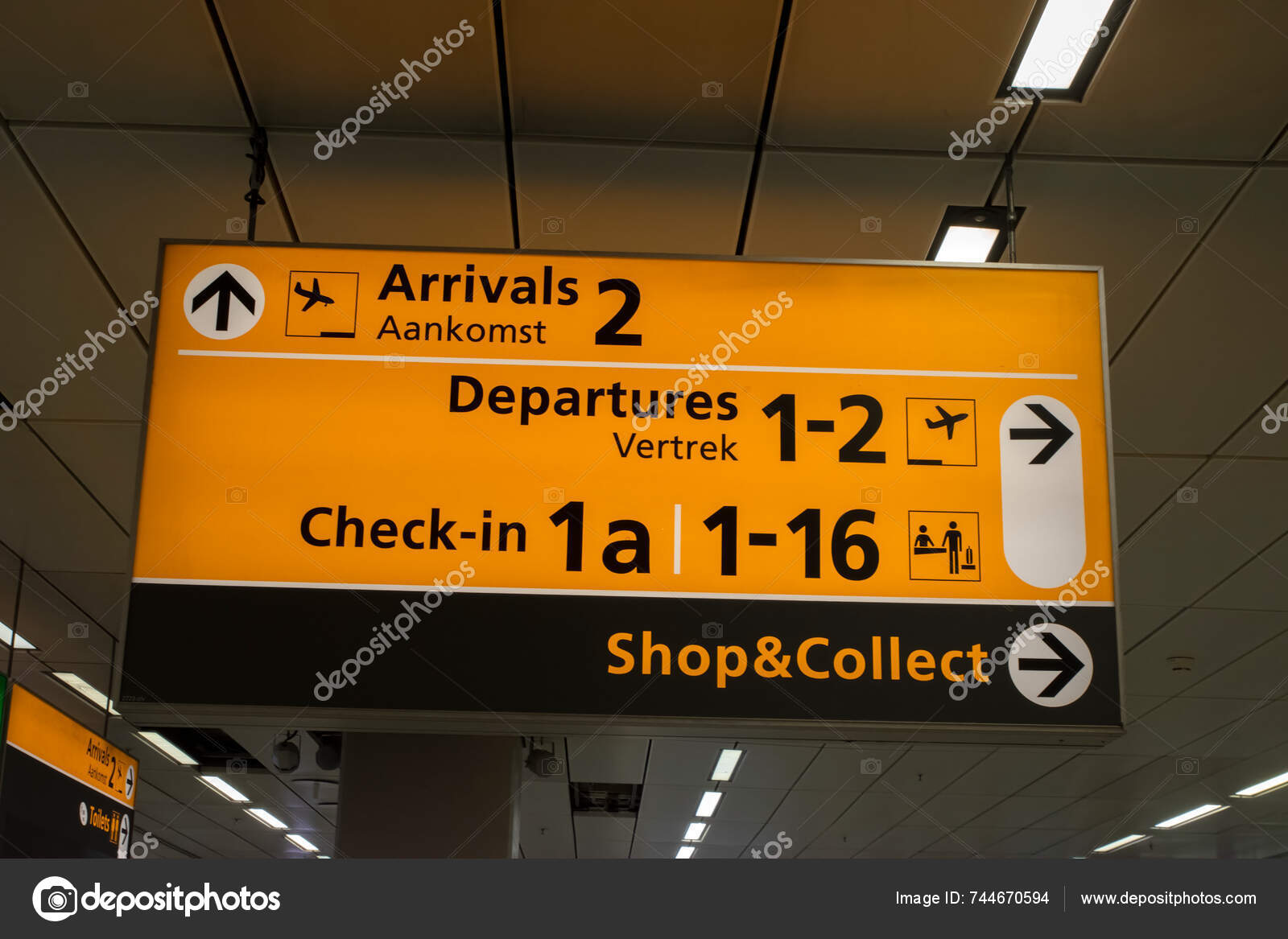 Direction Sign Gates Schiphol Airport Netherlands 2024 — Stock ...
