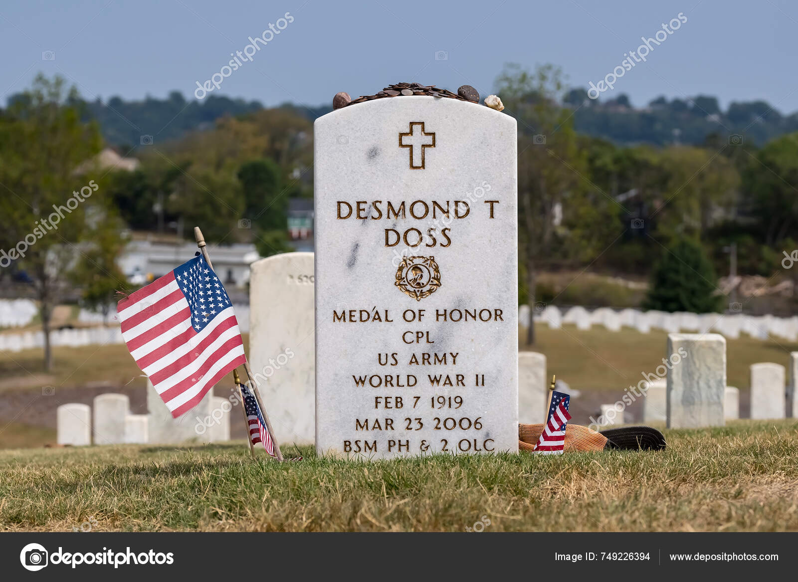 Desmond Doss Buried Chattanooga National Cemetery Tennessee Medal Honor ...
