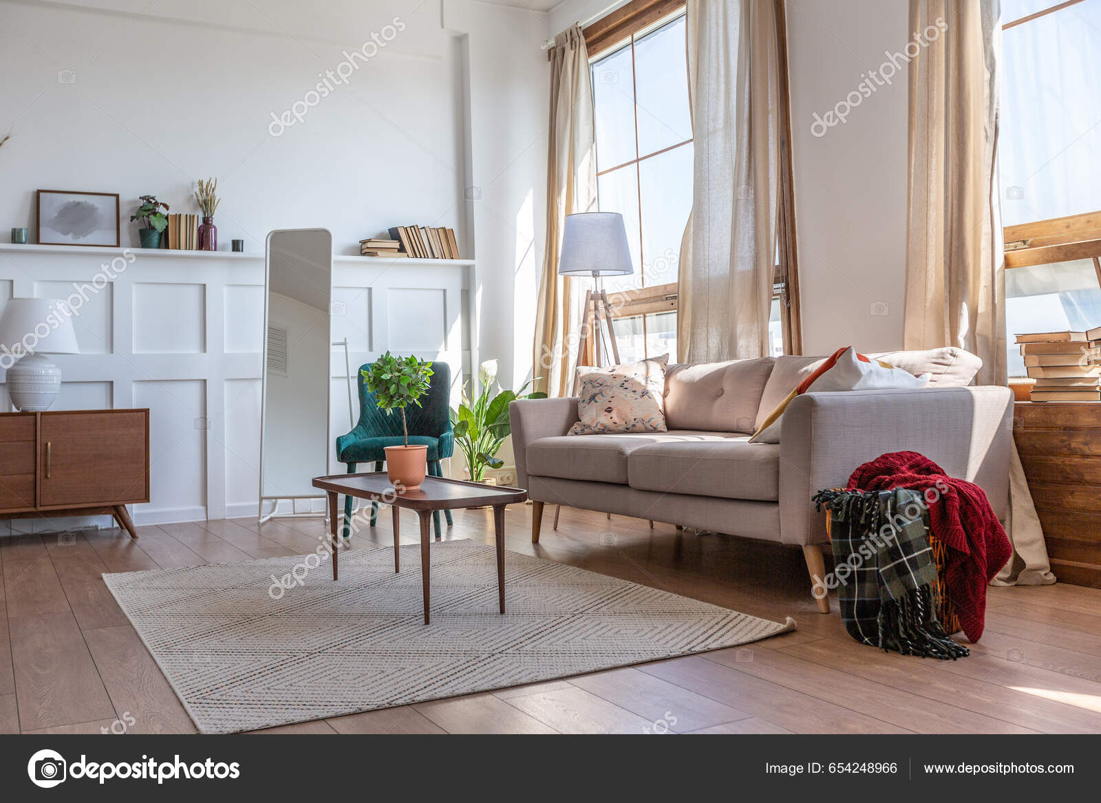 Vintage Studio Apartment Interior Light Colors Old Style Huge Room ...
