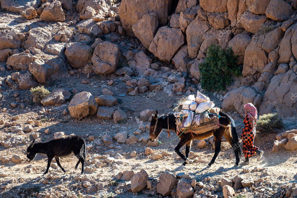 Tinghir, Montañas del Atlas, Marruecos - 27 de noviembre de 2022 ...
