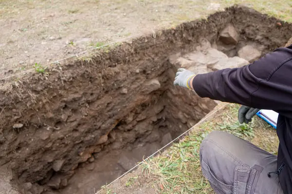 Archaeologist Stock Photos, Royalty Free Archaeologist Images ...