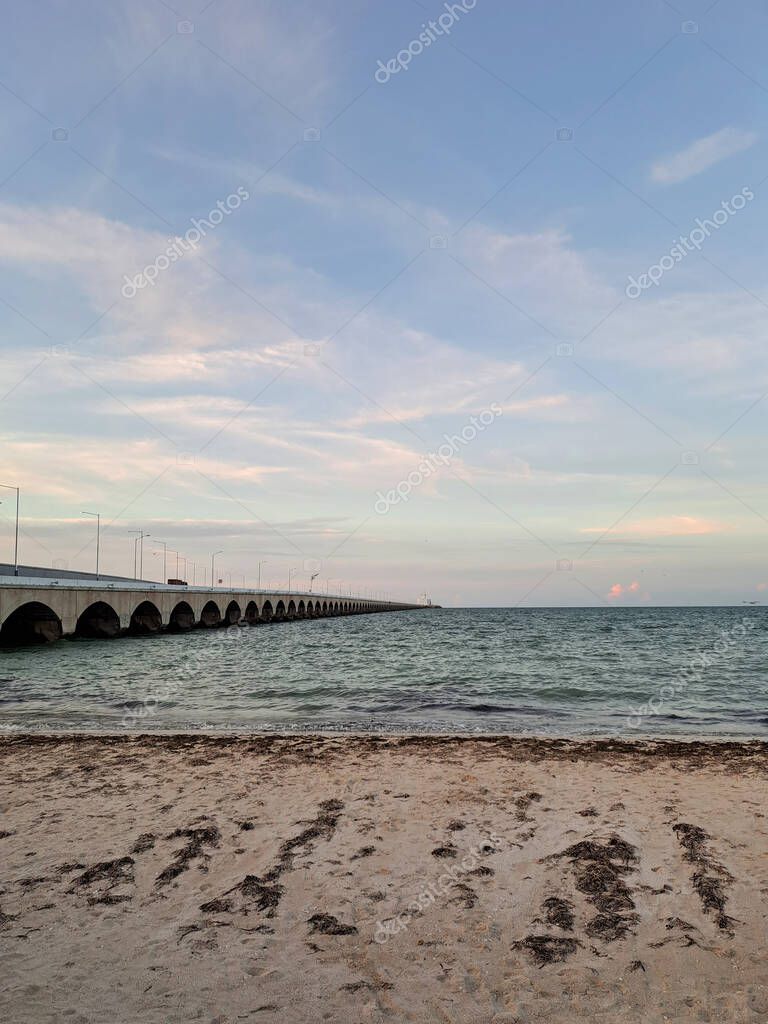 Progreso es una ciudad portuaria mexicana en la península de Yucatán ...