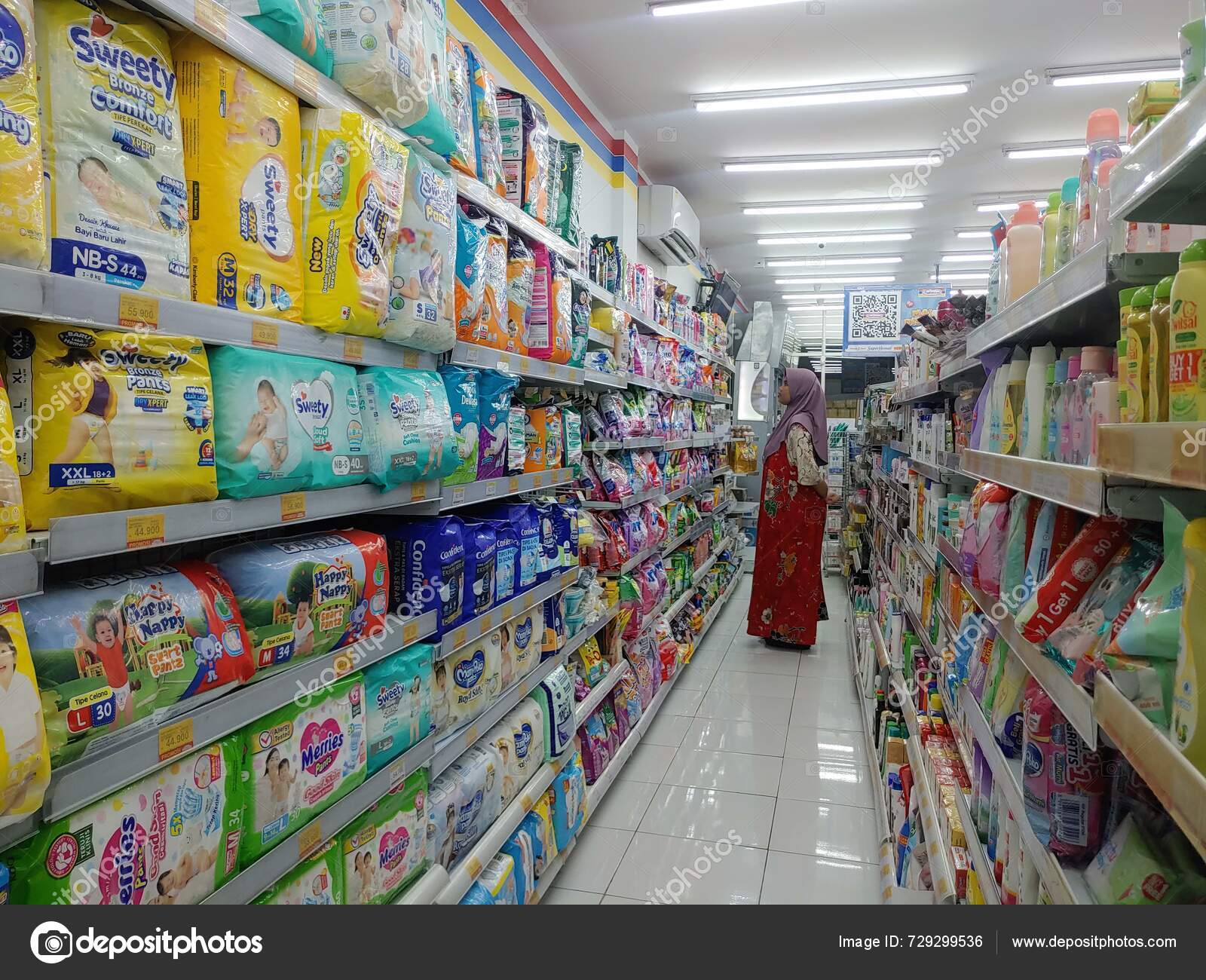 Lombok Indonesia February 2024 Close View Indonesian Minimarket Selling ...