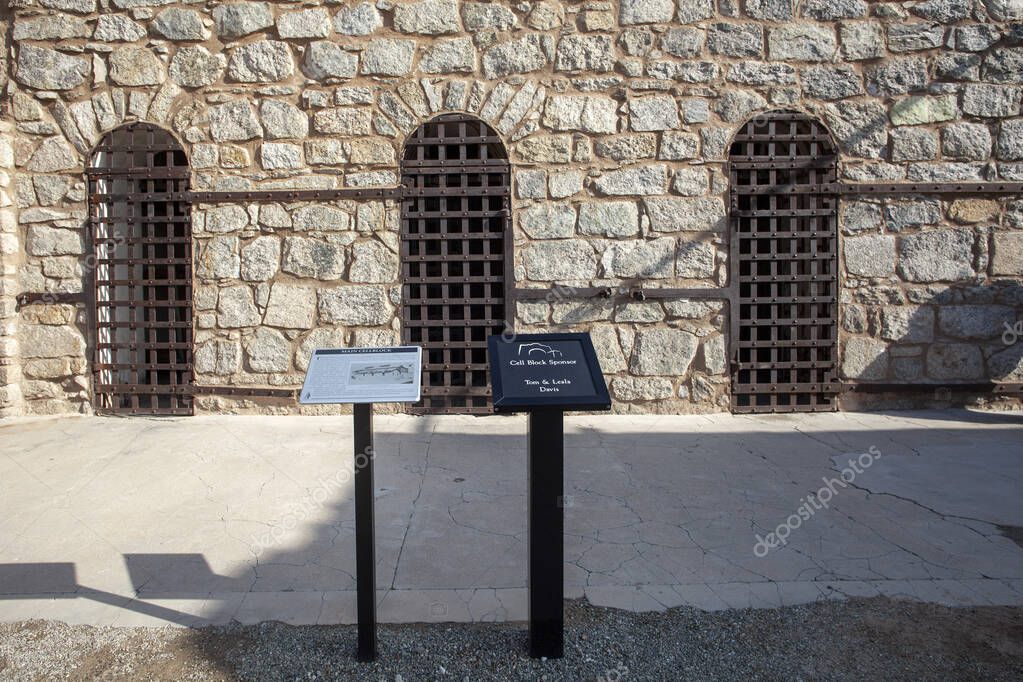 Yuma Territorial Prisión paredes de roca y puertas de hierro 2025