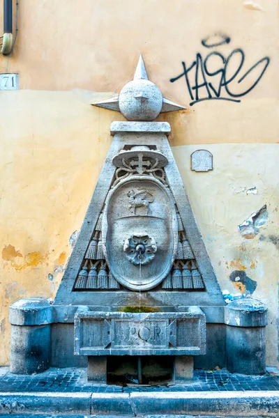 Fotos de Anubis in rome, Imagens de Anubis in rome sem royalties ...