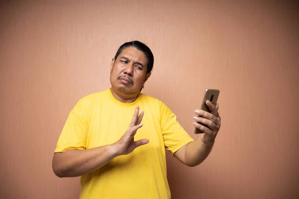 Man using mobile phone Stock Photos, Royalty Free Man using mobile ...