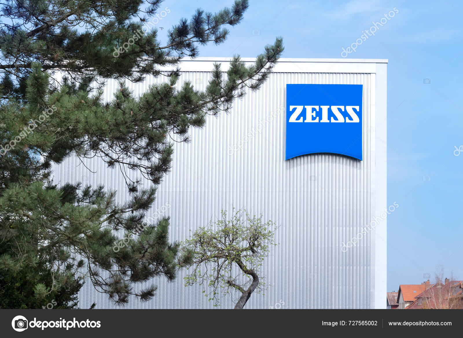 Modern Building Featuring Advertising Signboard Carl Zeiss Company ...