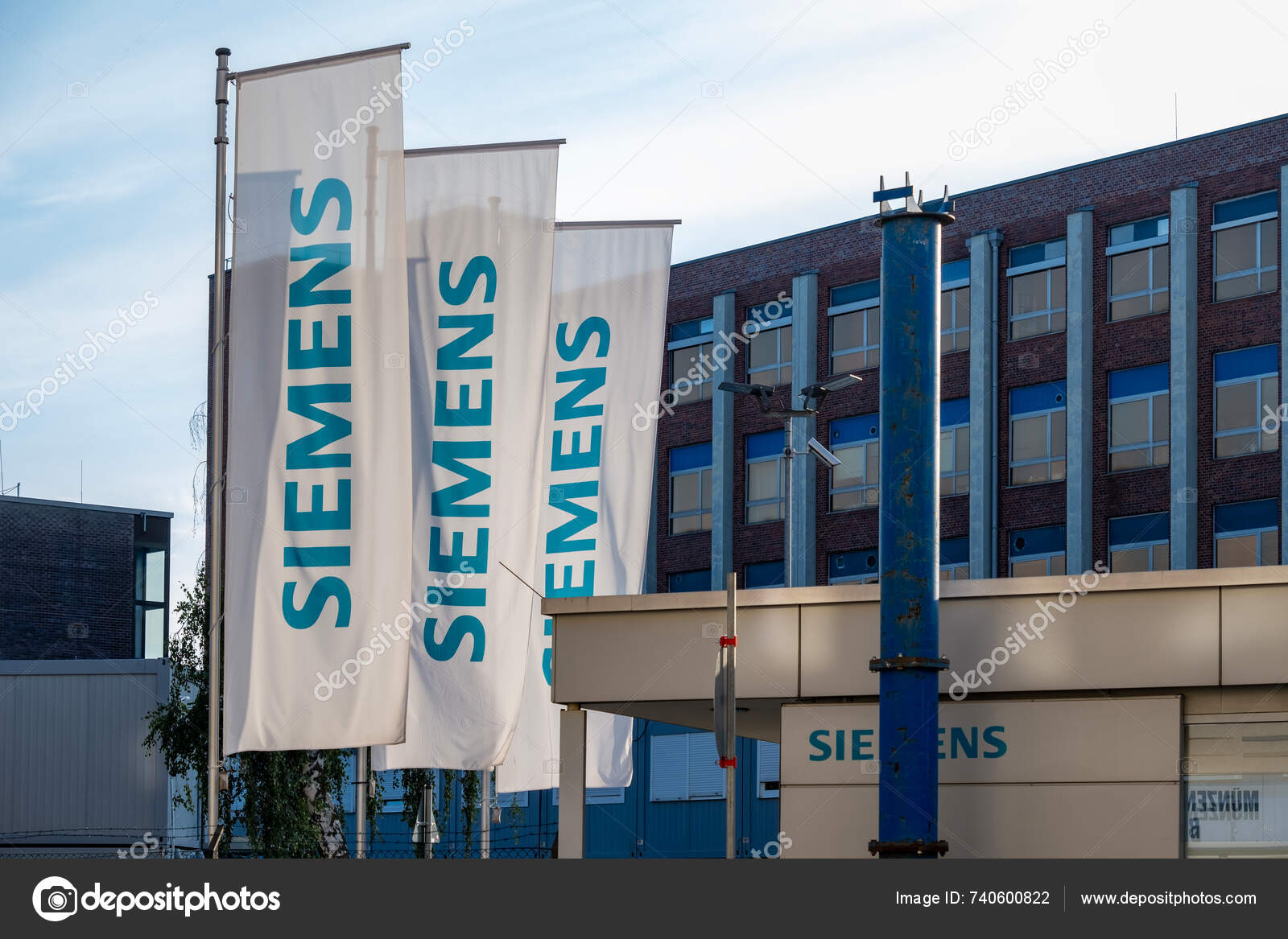 Siemens Flags Office German Siemens Technology Company Focused Industry ...