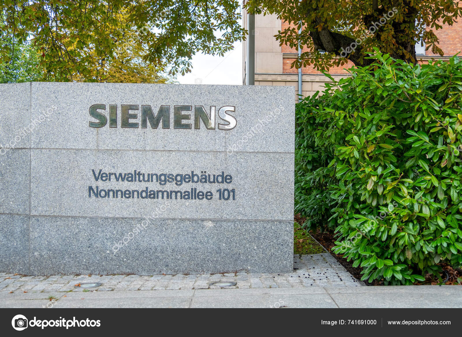 Siemens Logo Office German Conglomerate Siemens Operating Electrical Engineering Electronics ...