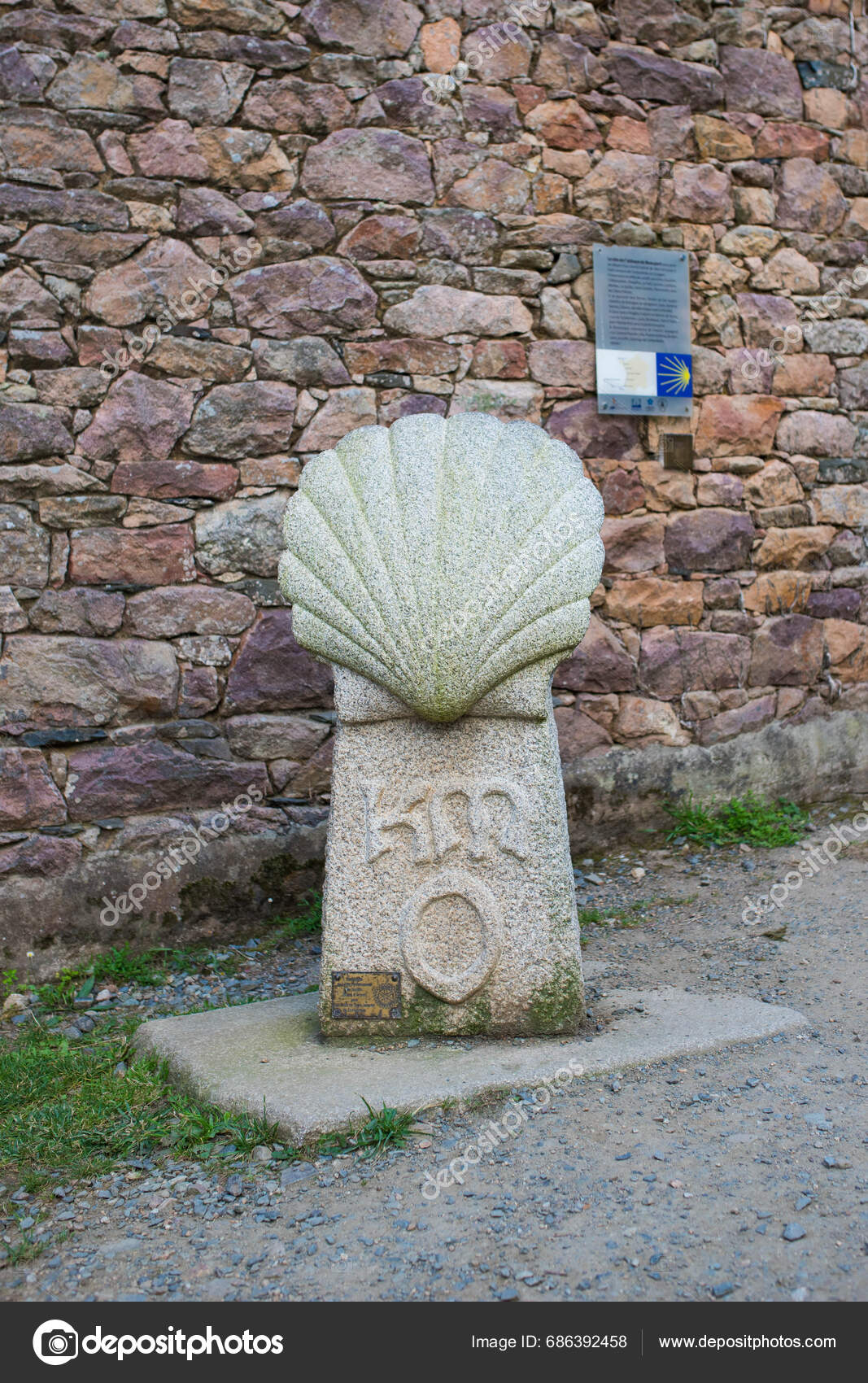 Scallop Shell Marking Camino Santiago Pilgrimage Starting Point ... Scallop Shell Marking Camino Santiago Pilgrimage Starting Point ...