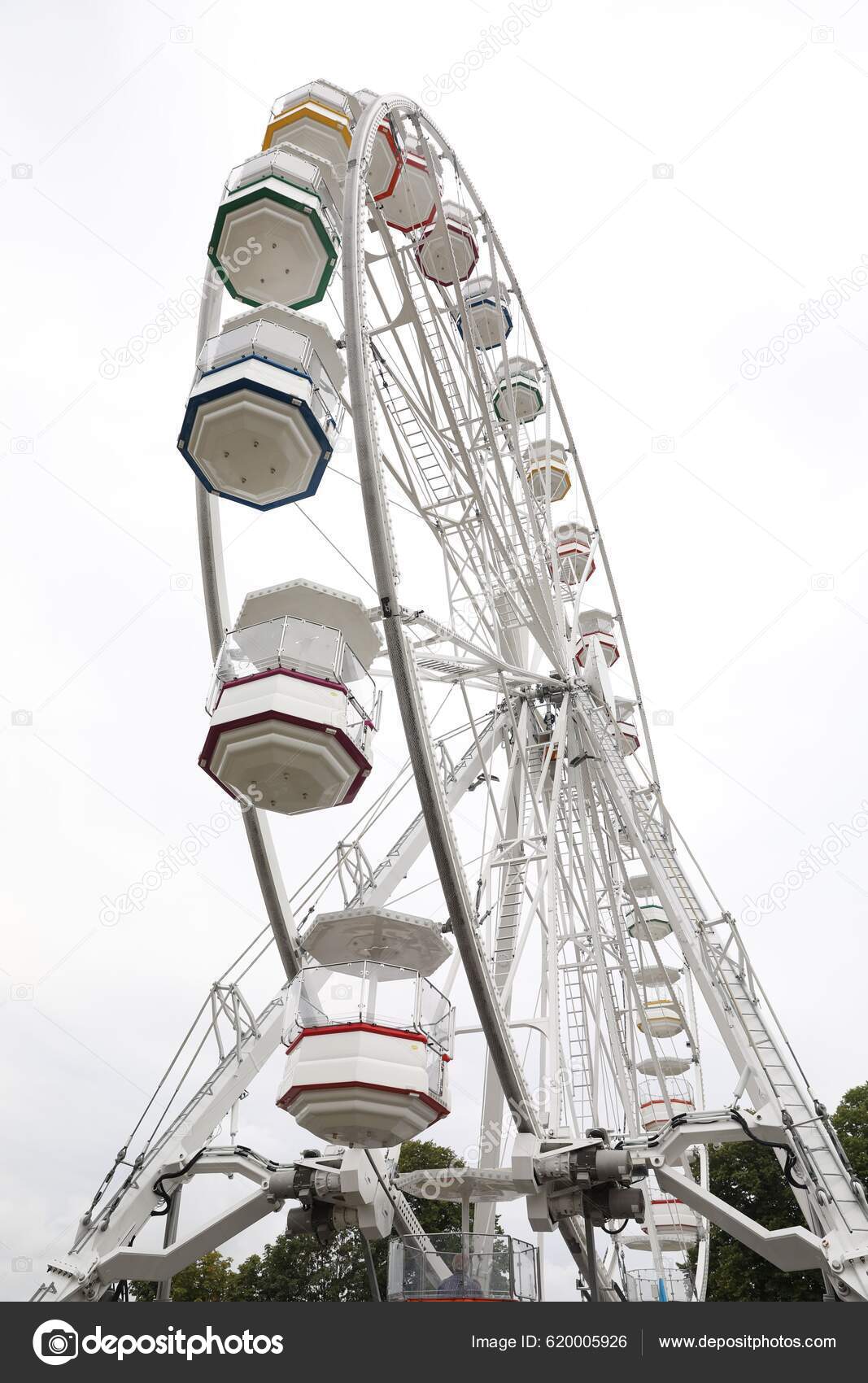 Large White Observation Wheel Sky Low Angle View — Stock Photo ...