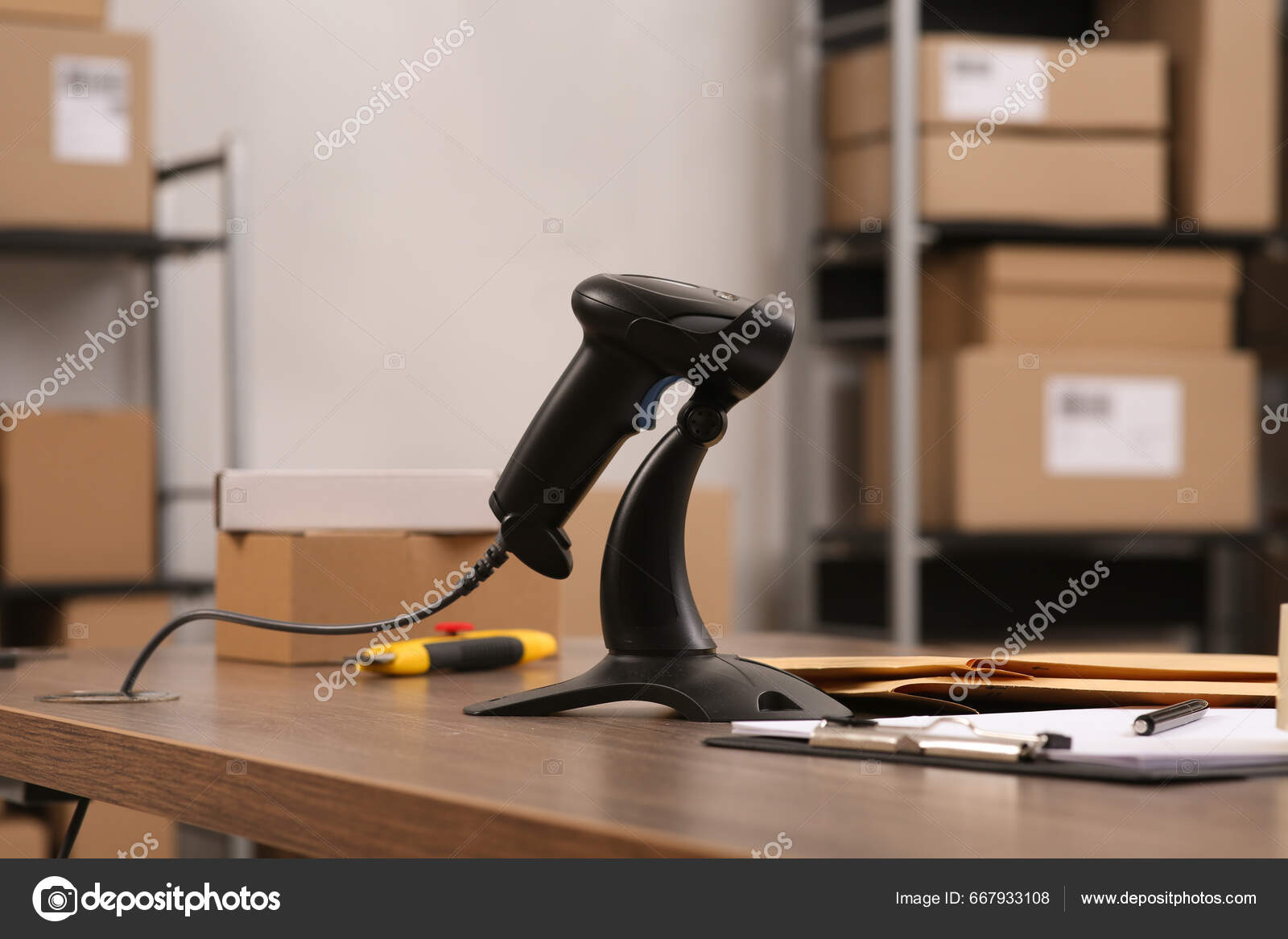 Black Modern Barcode Scanner Wooden Table Office Online Store — Stock ...