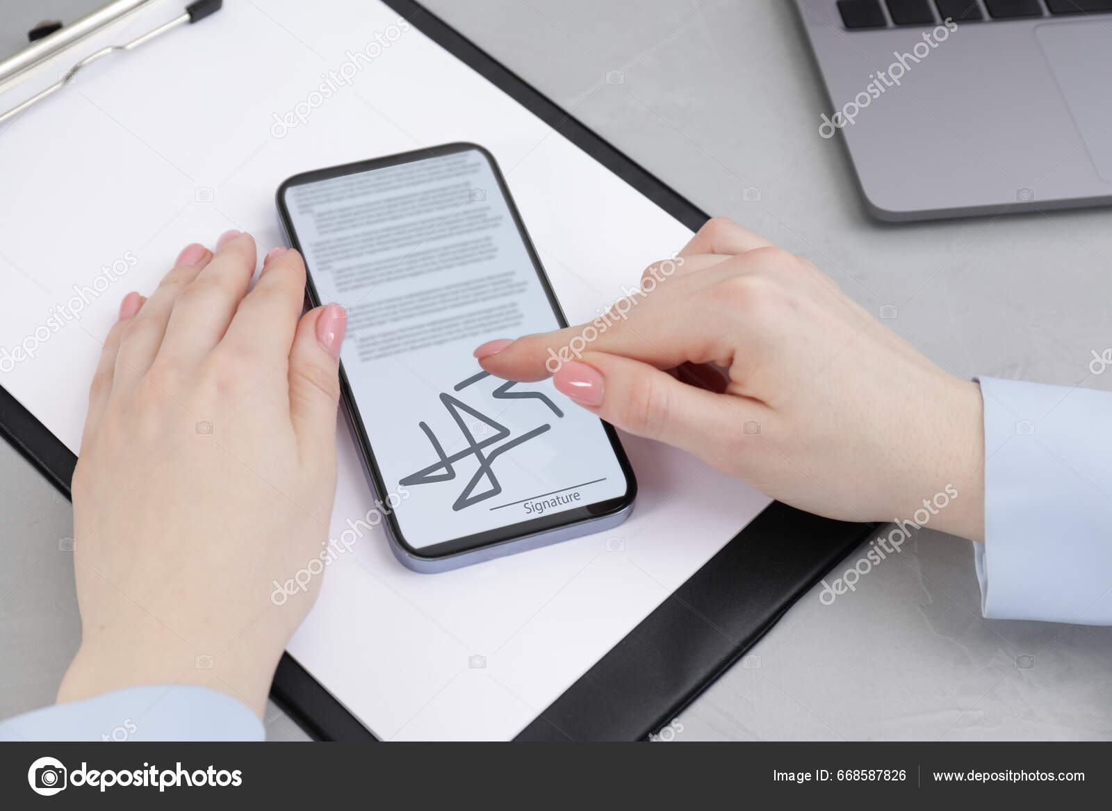 Electronic Signature Woman Using Mobile Phone Table Closeup — Stock ...