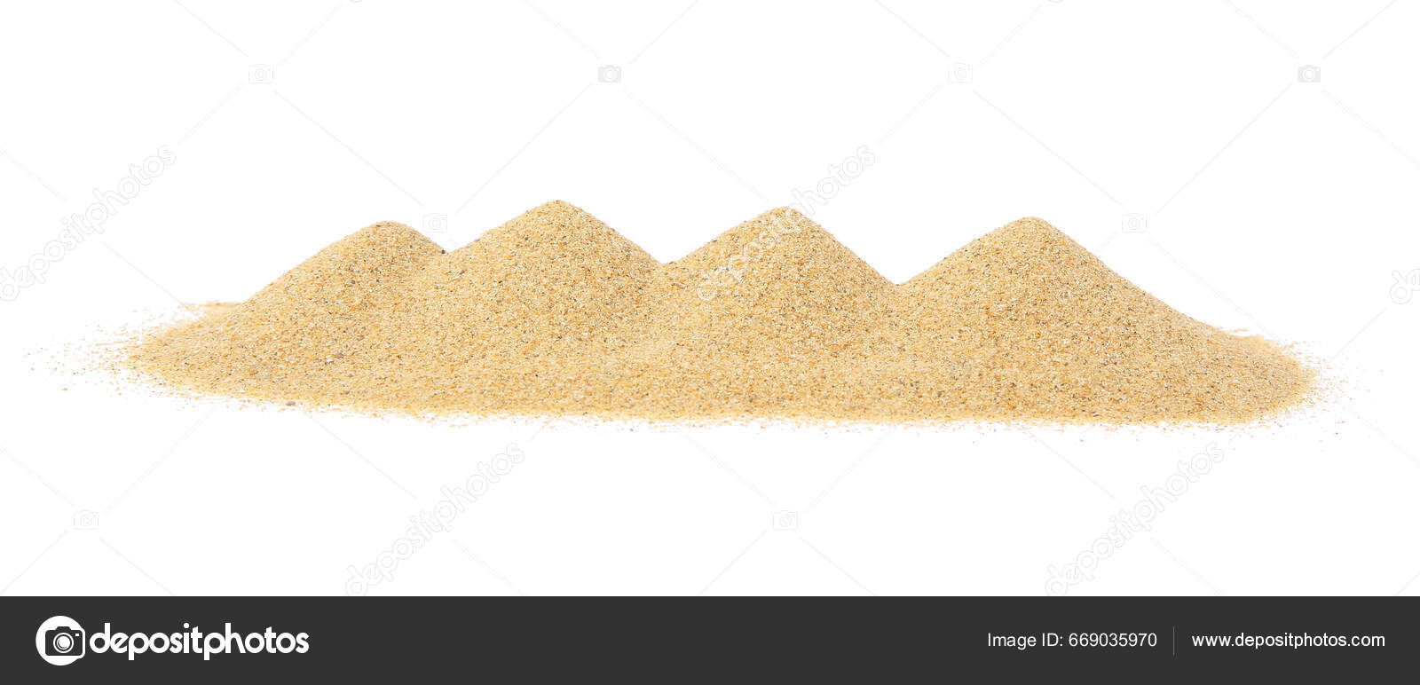 Pile Dry Beach Sand Isolated White — Stock Photo © NewAfrica #669035970