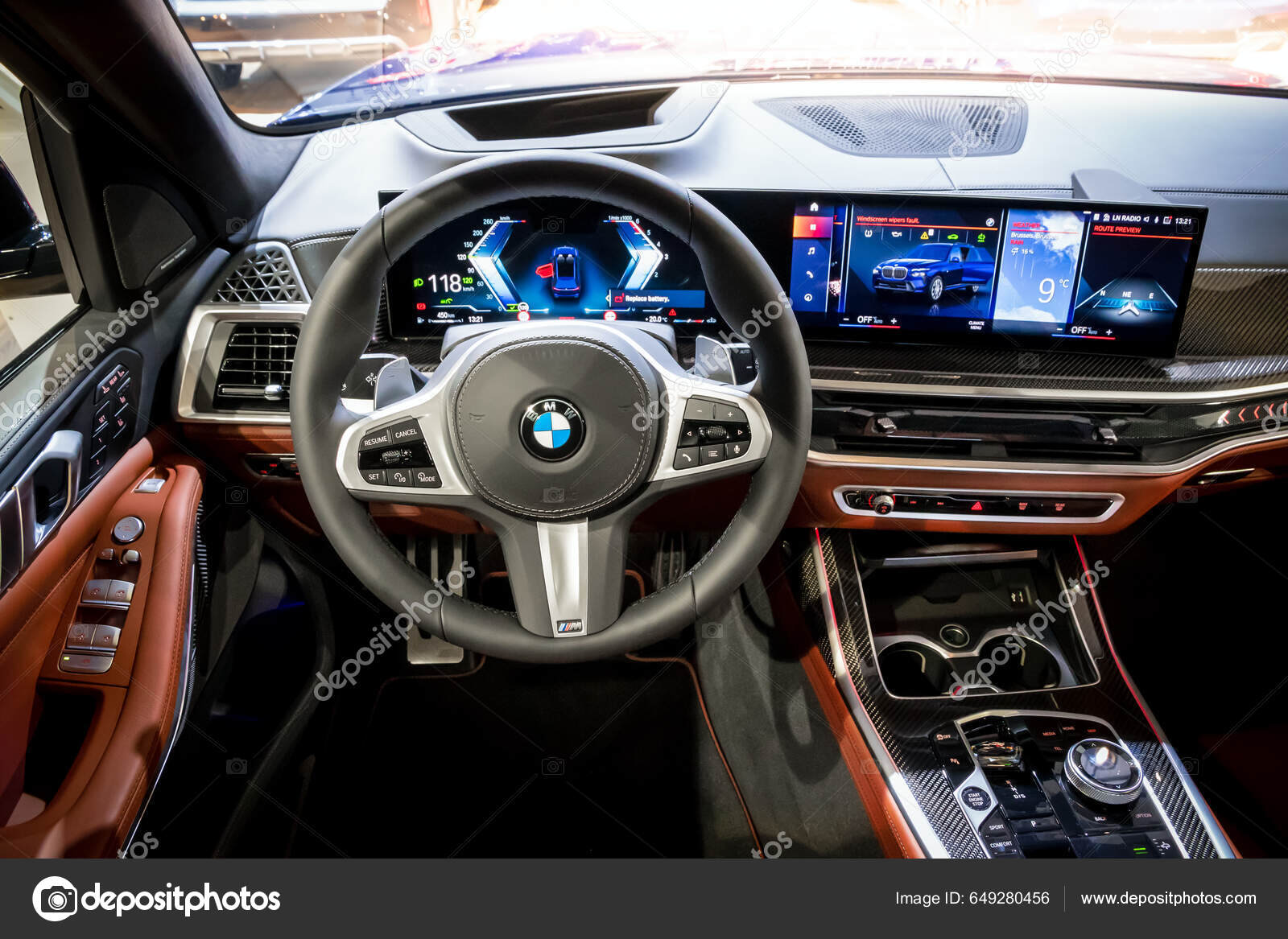 Interior Dashboard Drivers Seat View Bmw M60I Xdrive G07 Car — Stock ...