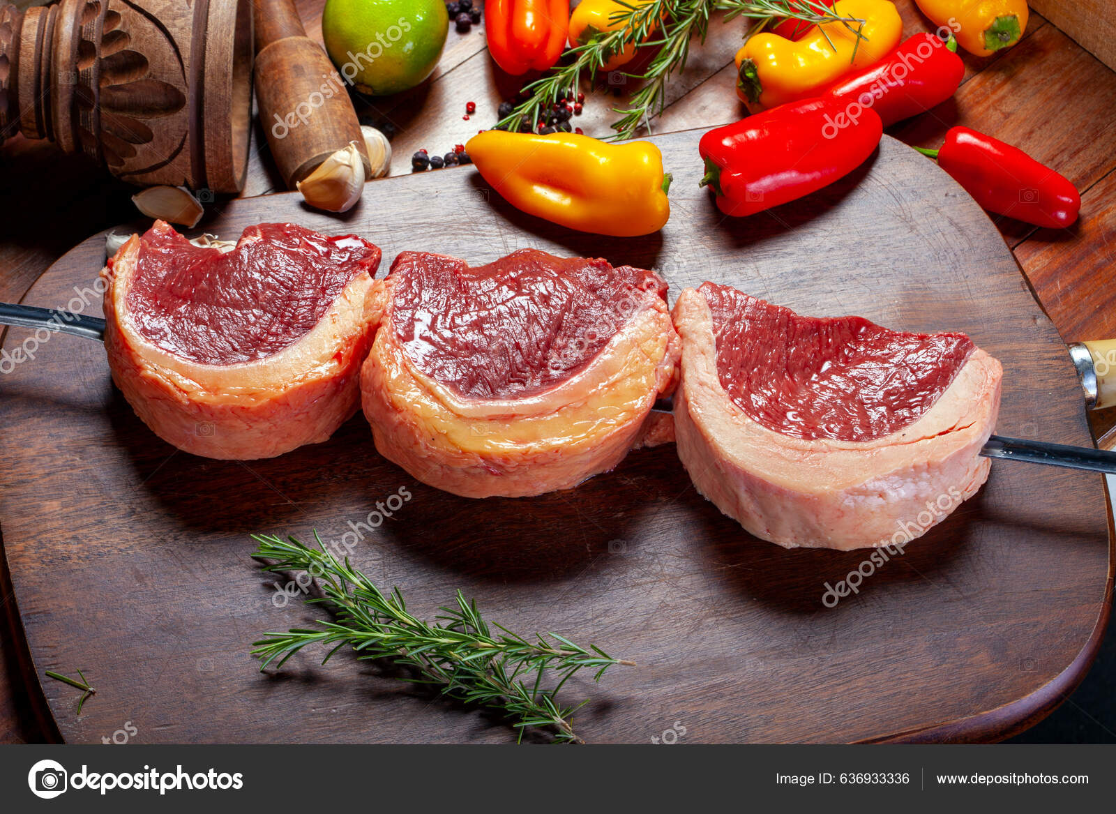 Picanha Crua Fatiada Corte Tradicional Carne Brasileira Picanha fotos, imagens de © rocharibeiro ...