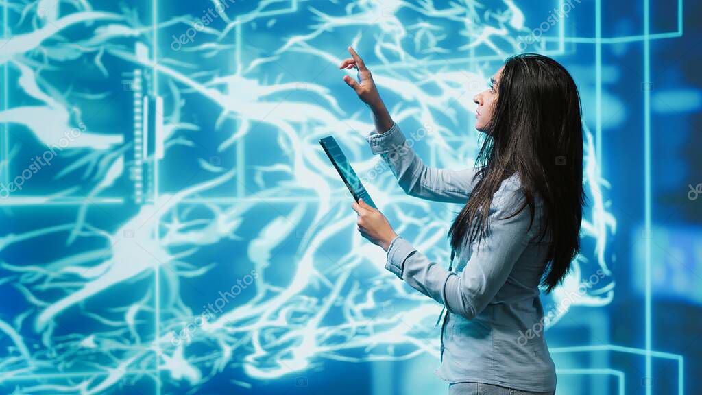 Científico informático que utiliza la informática de inteligencia ...