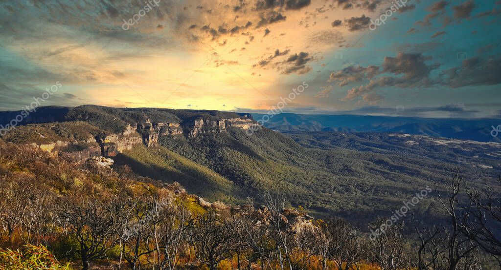 vistas panorámicas del valle de Jamison y parte de la Gran Cordillera ...