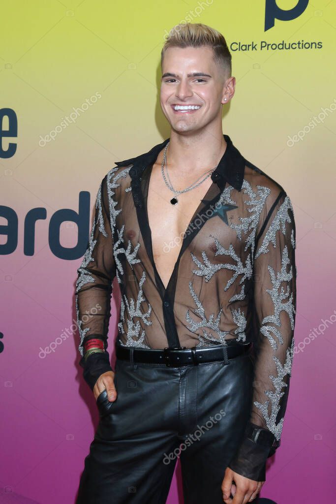 LOS ÁNGELES - DIC 4: Caleb Marshall en los Premios Streamy 2022 en ...