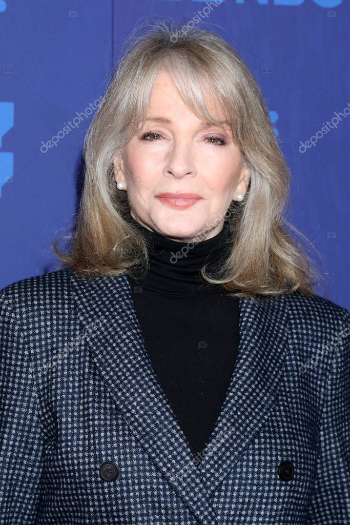 LOS ANGELES - JAN 15: Deidre Hall at NBCUniversal Press Tour Red Carpet ...