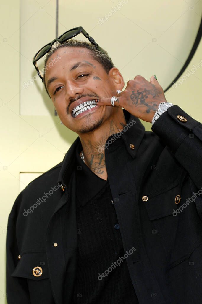 LOS ÁNGELES - 9 DE MARZO: Alexander Edwards en el Versace FW23 Show en ...