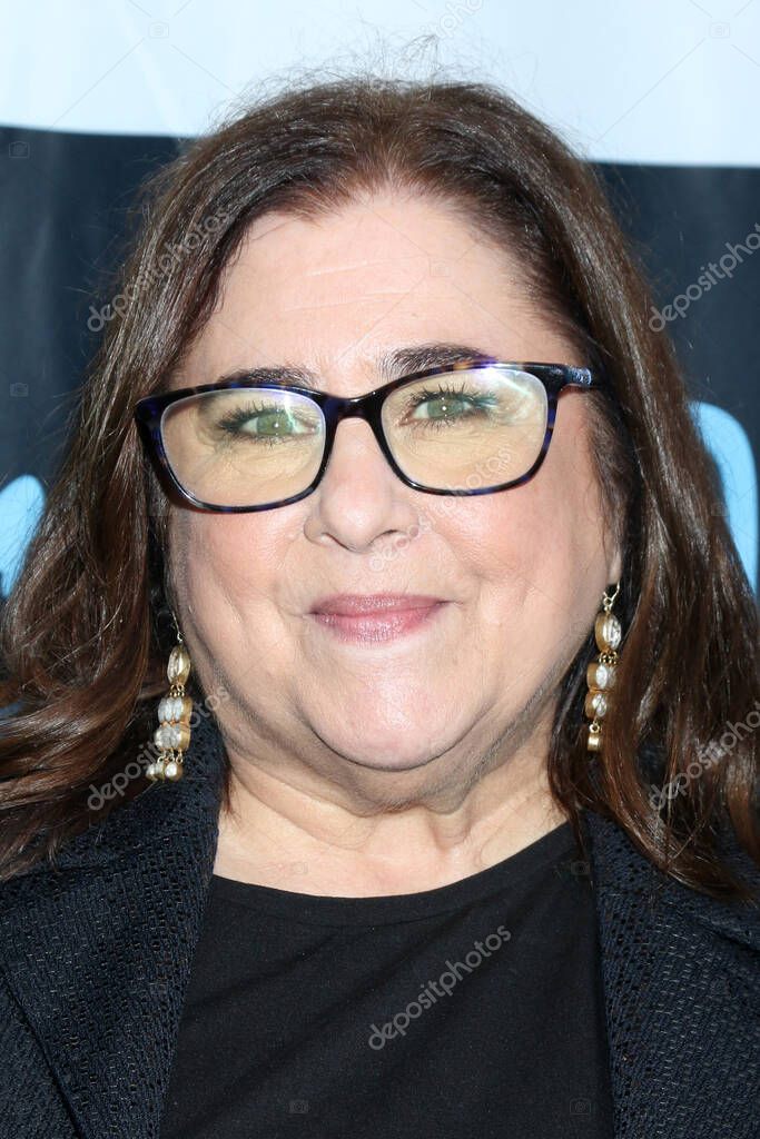 LOS ÁNGELES - 17 DE MAYO: Ricka Kelsch en la celebración del décimo ...