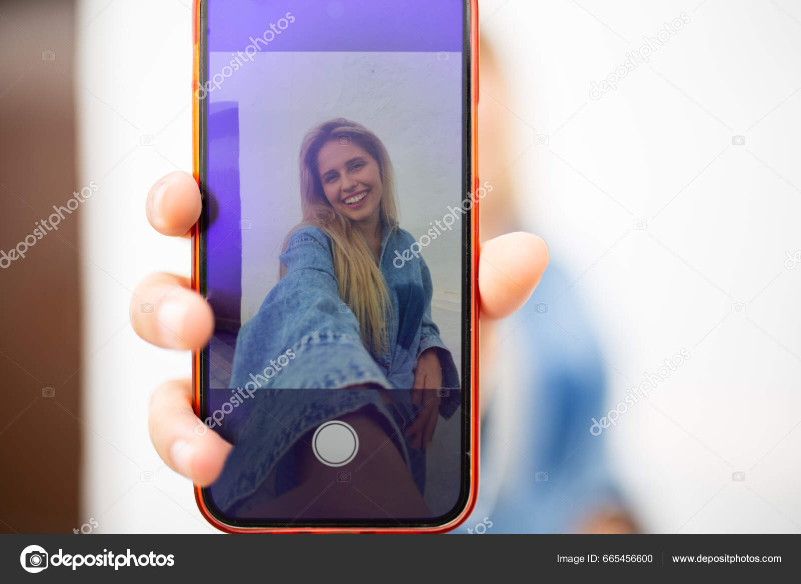 Close Portrait Mobile Phone Screen Woman Selfie — Stock Photo ...
