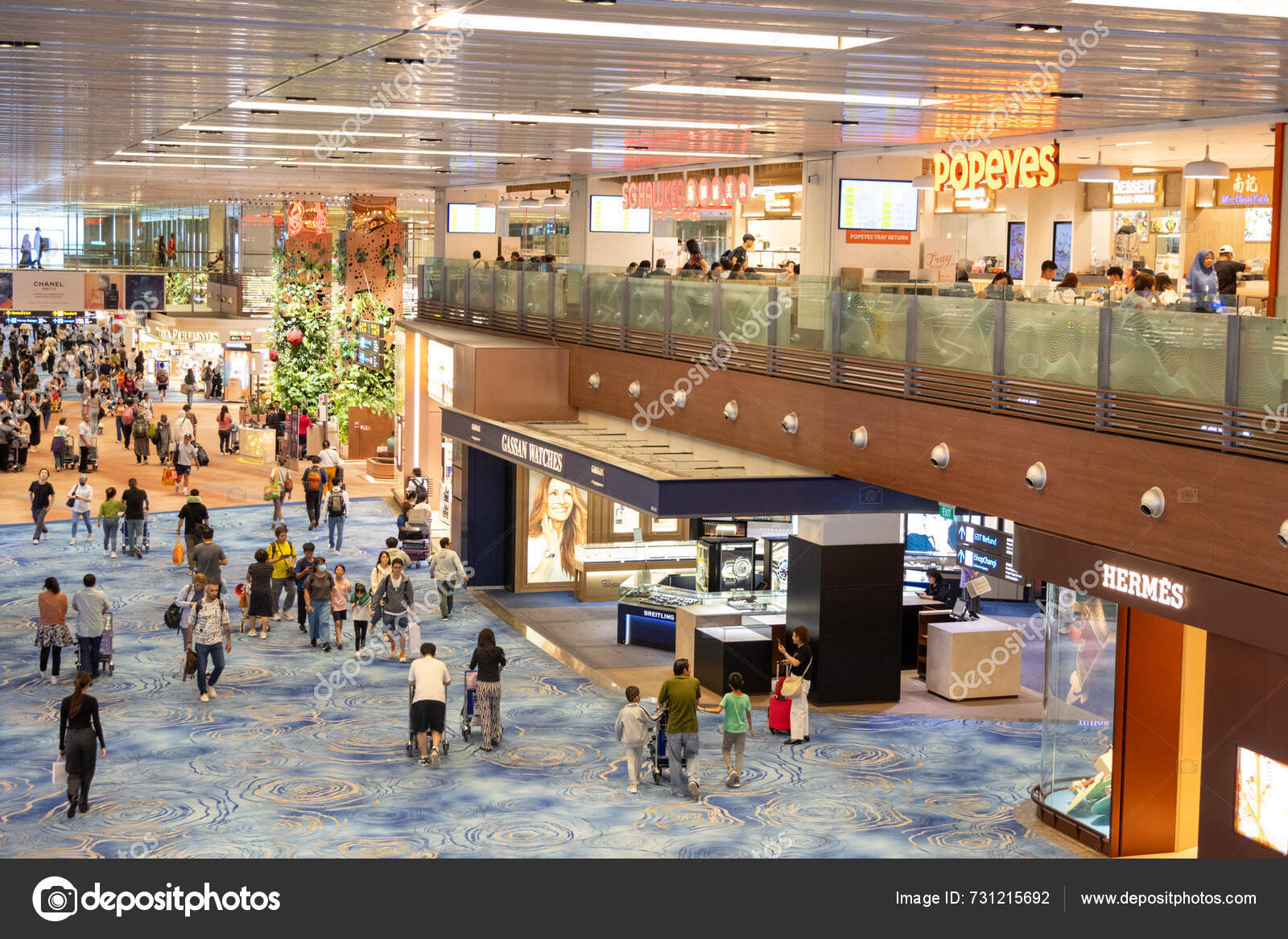 Singapore Jun 2024 Singapore Changi Airport Duty Free Shopping Area ...