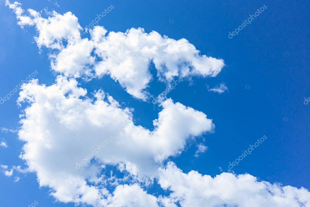 Nubes en el cielo azul. Textura de fondo de cielo natural, hermoso ...