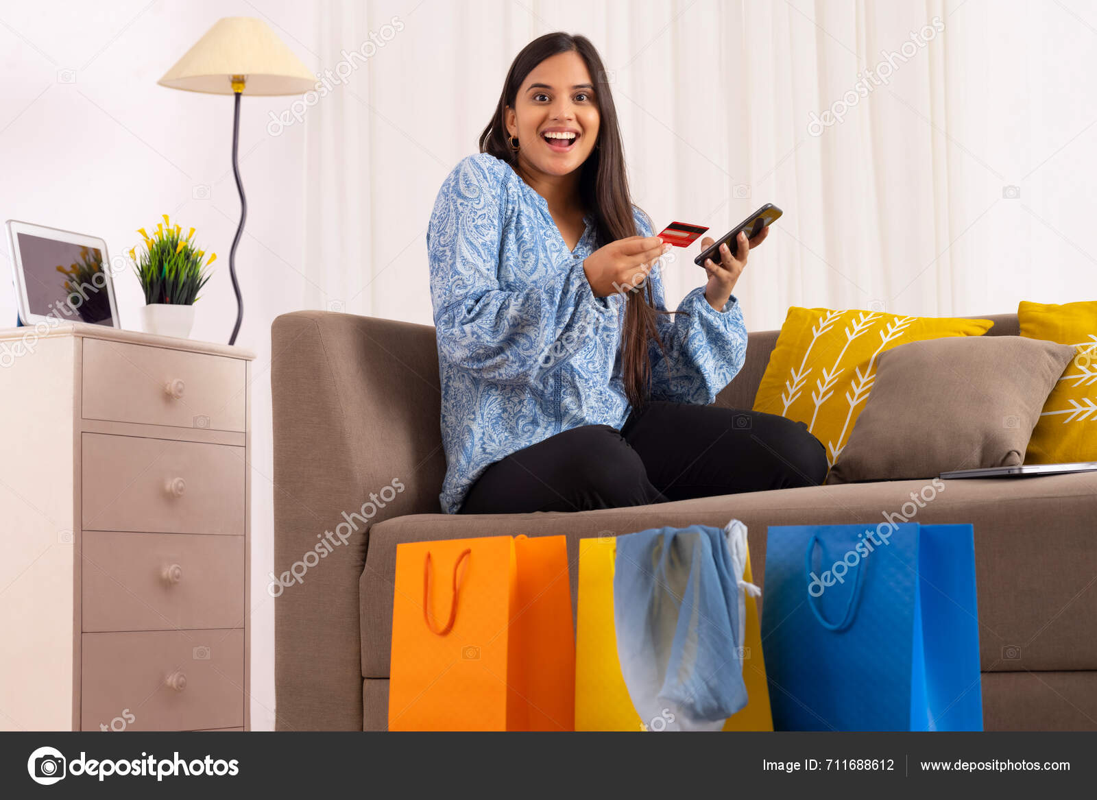 Indian Girl Posing Front Camera Smartphone Debit Card — Stock Photo ...