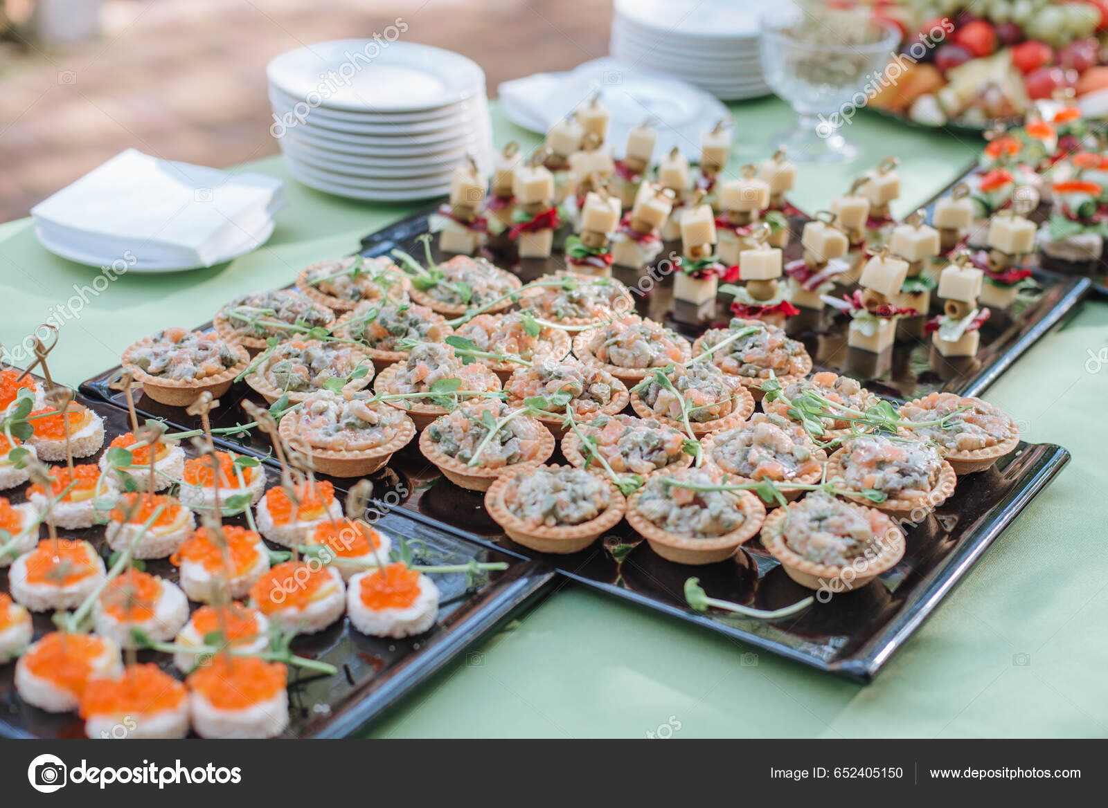 Finger Food Slices Cheese Tomatoes Skewer Italian Appetizer Skewers ...