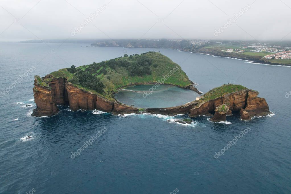 El Islote de Vila Franca, también conocido como el Anillo de la ...