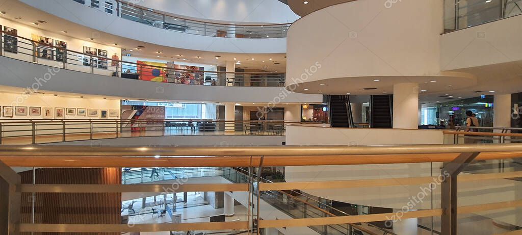 Bangkok Centro de Arte y Cultura espacios de circulación y galería ...