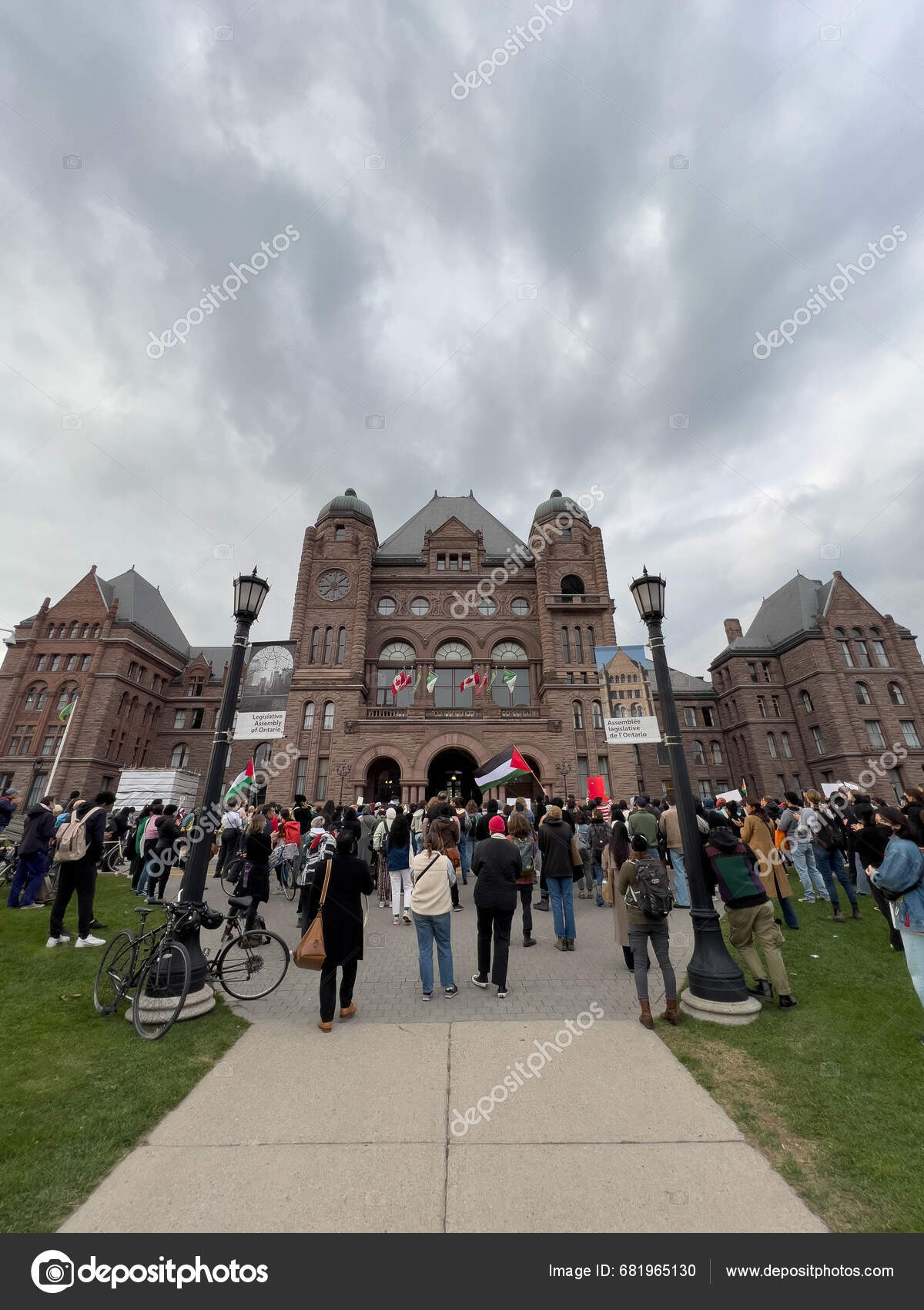 Toronto Canada October 2023 Torontonians All Walks Life Rally Together ...