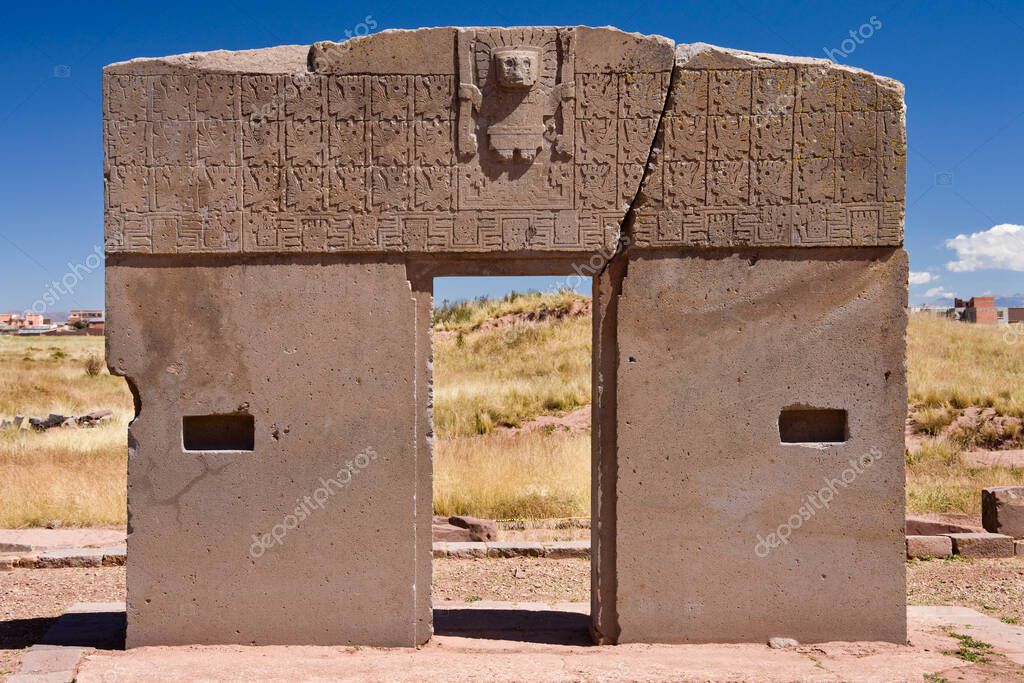 La Puerta del Sol de 2000 años de antigüedad en Tiwanaku Pre-Inca cerca ...