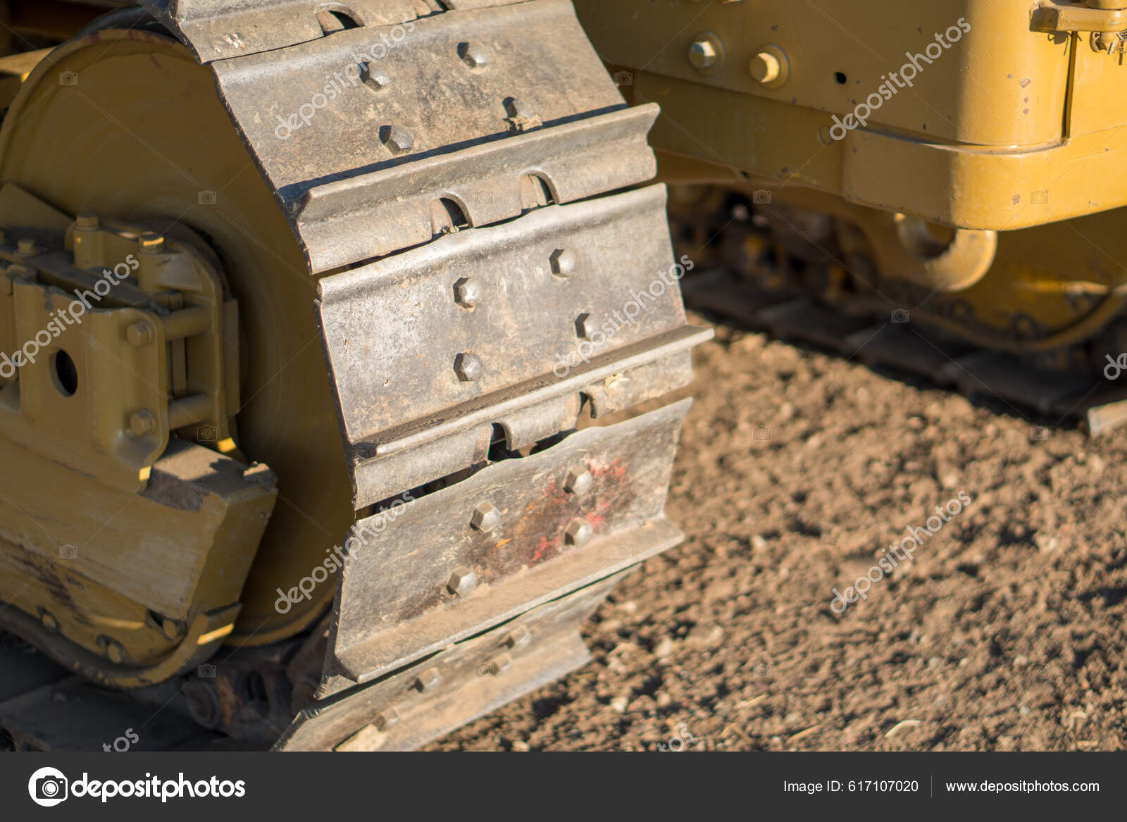 Bulldozer Old Tractor Track Tread — Stock Photo © mikefusaro530@gmail ...