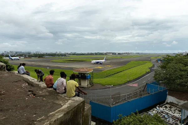 Mumbai India 2022 Slums Mumbai Jagruti Nagar Asalfa Aeroplane Sky ...