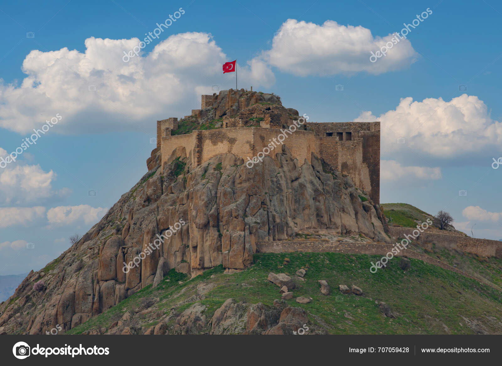 Pertek Castle Pertek Kalesi Located Pertek District Tunceli Province ...