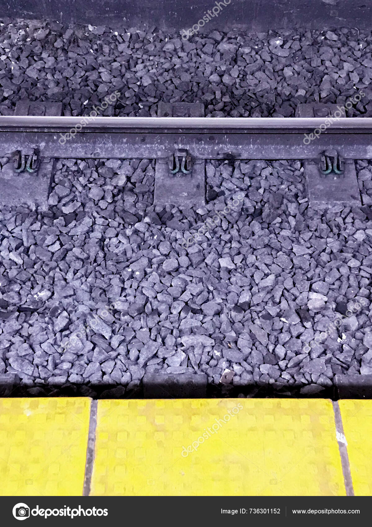 Edge Subway Tracks Buenos Aires — Stock Photo © TC2412 #736301152