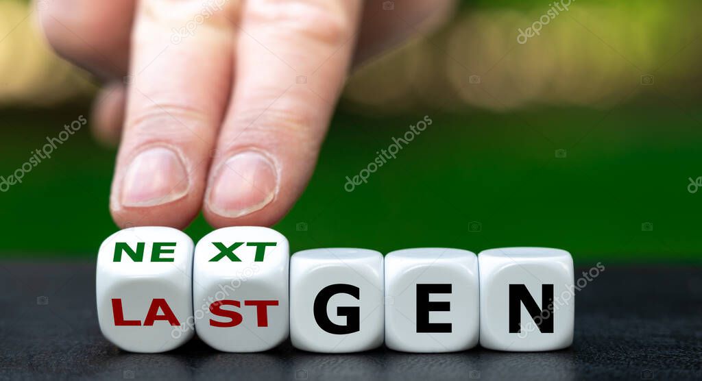 S mbolo para la pr xima generaci n. La mano gira los dados y cambia la expresi n 'last gen' a ...