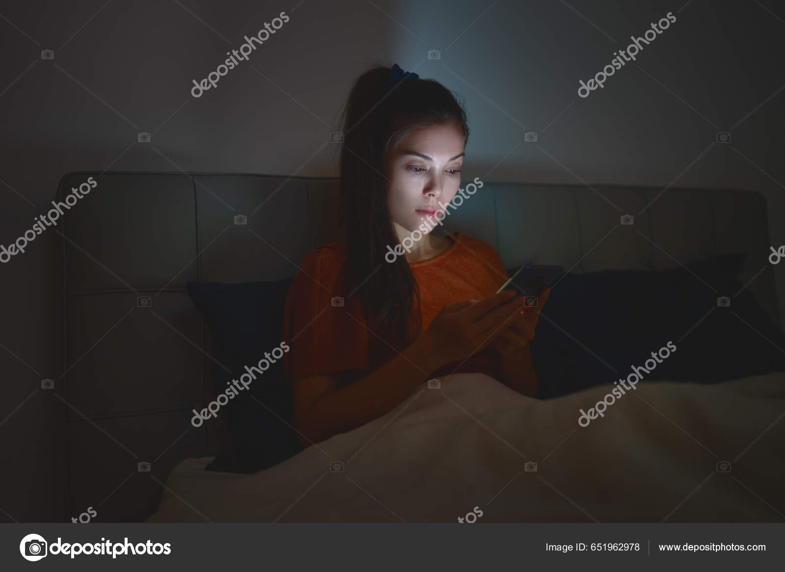 Woman Sleeping Using Phone Bed Staying Late Night Reducing Her — Stock ...