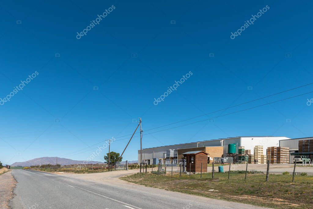 KOUE BOKKEVELD, SUDÁFRICA - SEP 9, 2022: 32 Grados Empacadores de ...