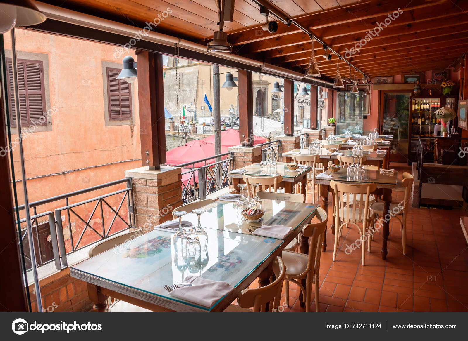 Open Terrace Restaurant Summer Italy — Stock Photo © maria.uspen #742711124