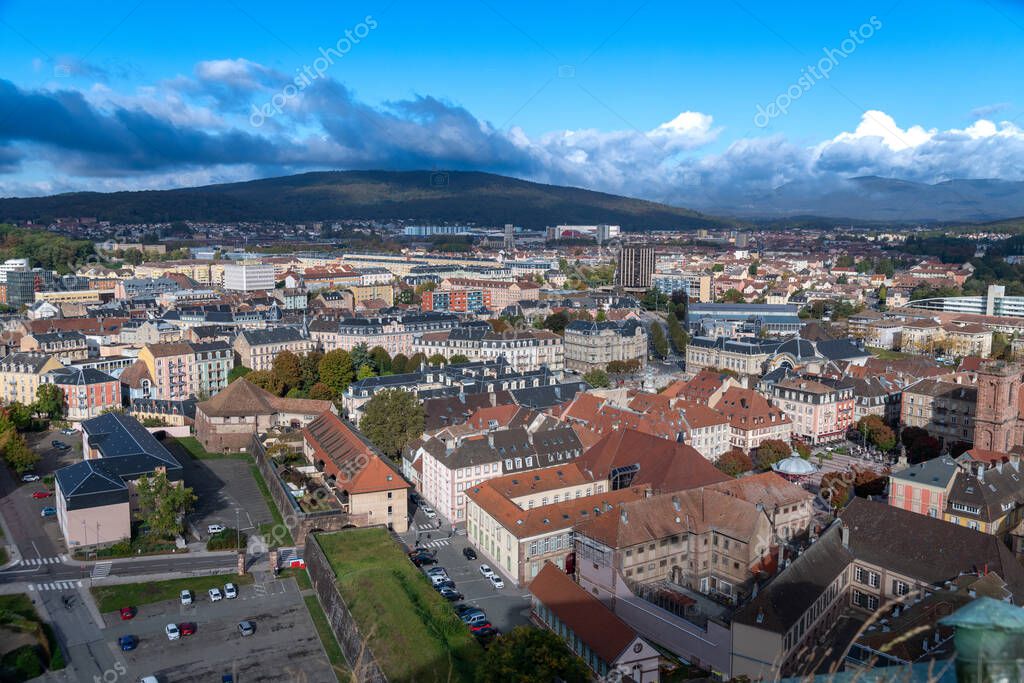 Belfort, Bourgogne-Franche-Comt - France 10 15, 2023: Vista de la plaza ...